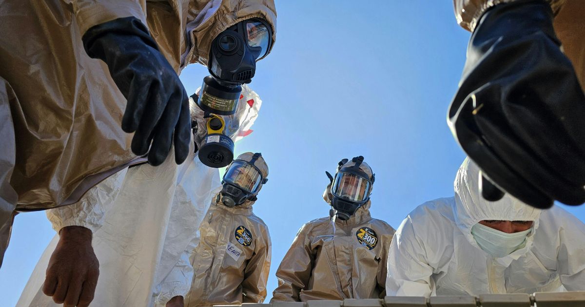 The First 24 Hours: What to Expect During an Environmental Emergency ...